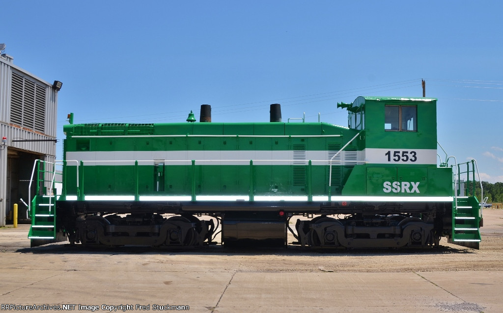 SSRX 1553 with a bit of fill flash.